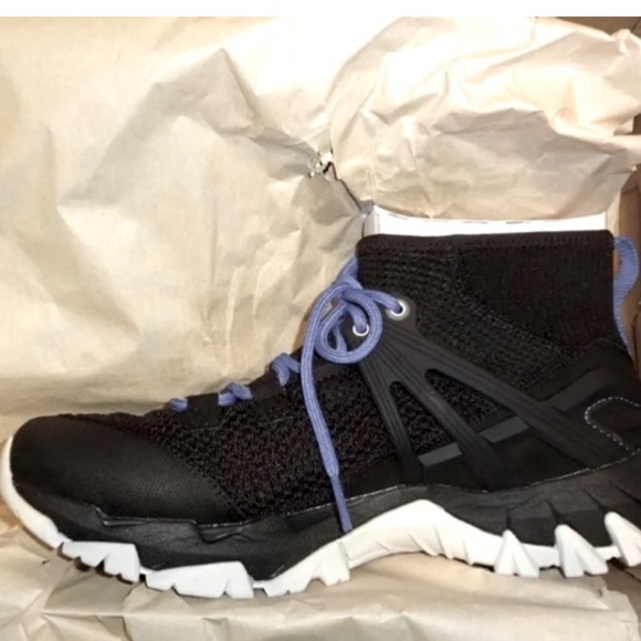 Merrell | Shoes | Merrill Mqm Rush Flex Hiking Sneaker 8 2 Black 85 ...